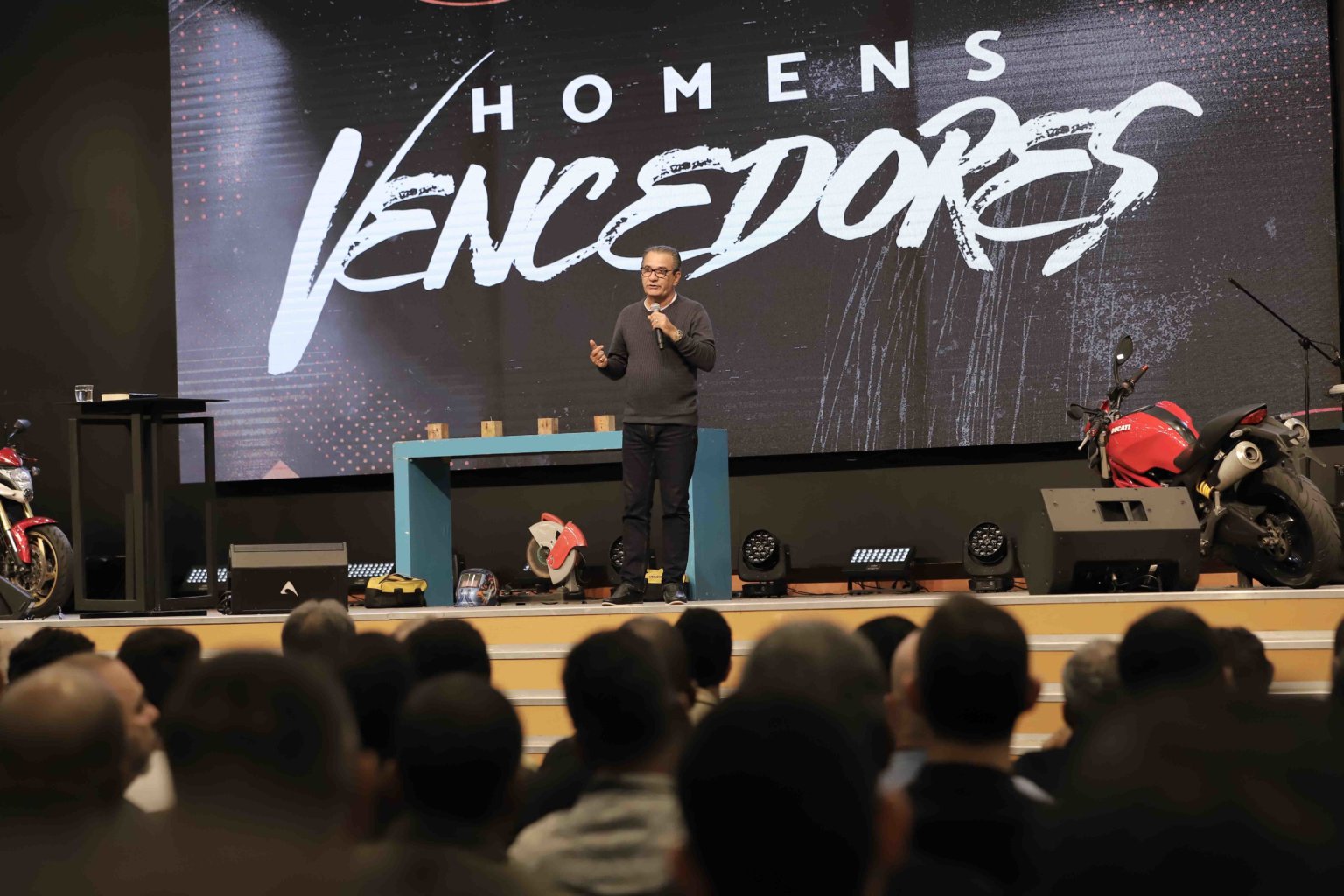 Aniversário Pra Elizete Malafaia - ADVEC - Somos a igreja da palavra