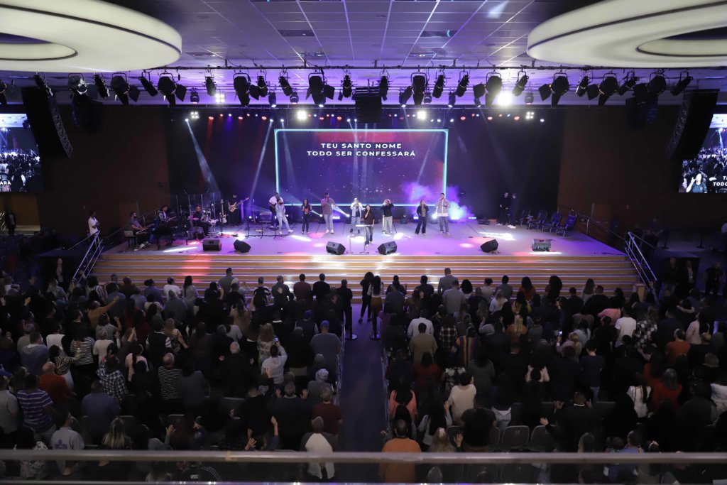 Aniversário Pra Elizete Malafaia - ADVEC - Somos a igreja da palavra